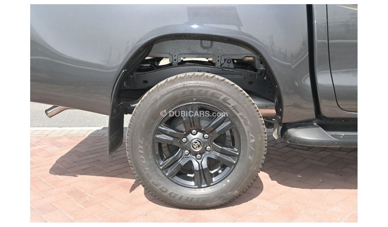 New Toyota Hilux 2.4 diesel engine // automatic // 4x4 // push start ...