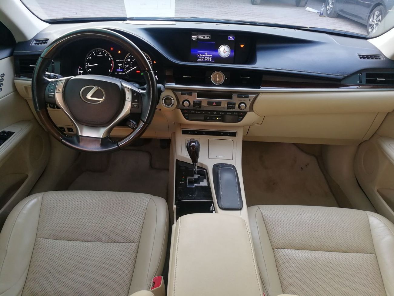 Used Lexus ES350 Platinum 2015 for sale in Dubai - 602208