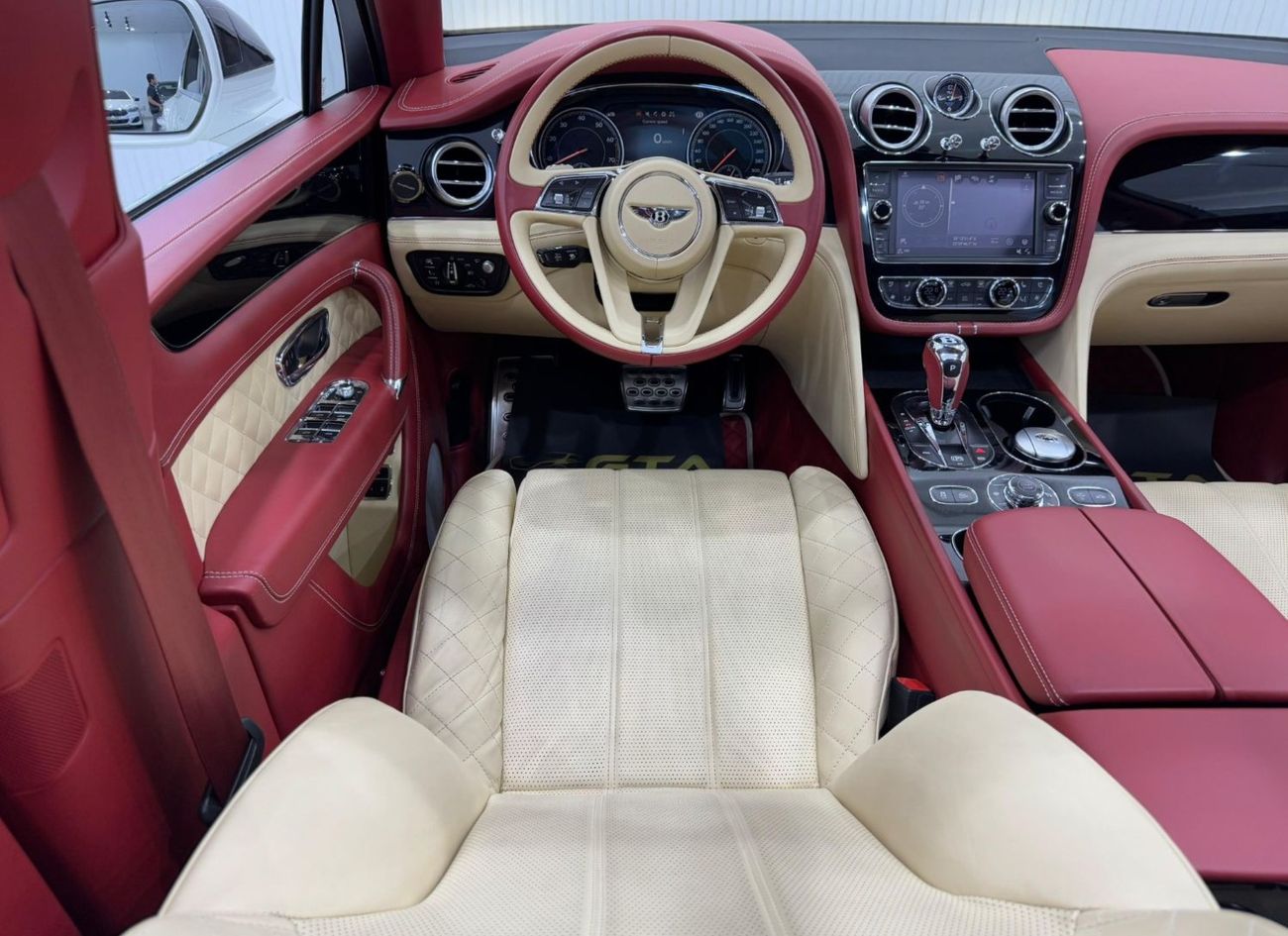 Used W12 AWD 2017 Bentley Bentayga W12, Service History, Fully Loaded ...