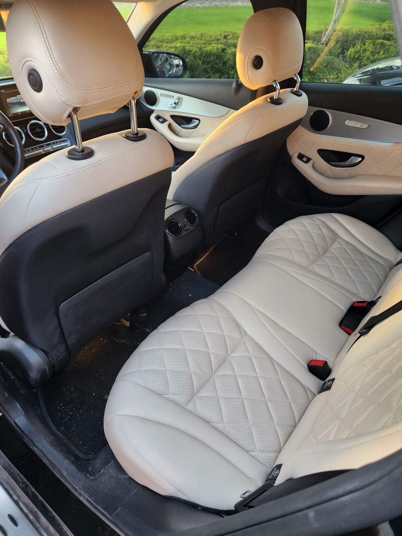 Used Mercedes-Benz GLC 350 e Other 2019 for sale in Dubai - 856078