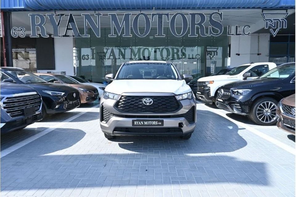 New Toyota Innova 2.0L, FWD Petrol, Color Bronze, Model 2024 (Export ...