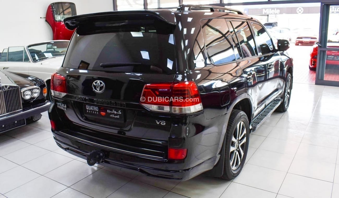 Used Toyota Land Cruiser VXR i 2011 for sale in Dubai - 626396