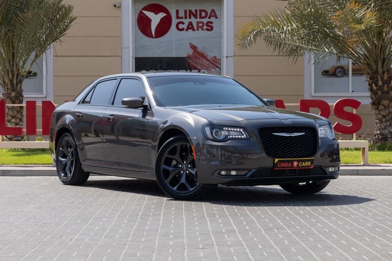 Used Chrysler 300 S 3.6L 2023 for sale in Dubai - 853978