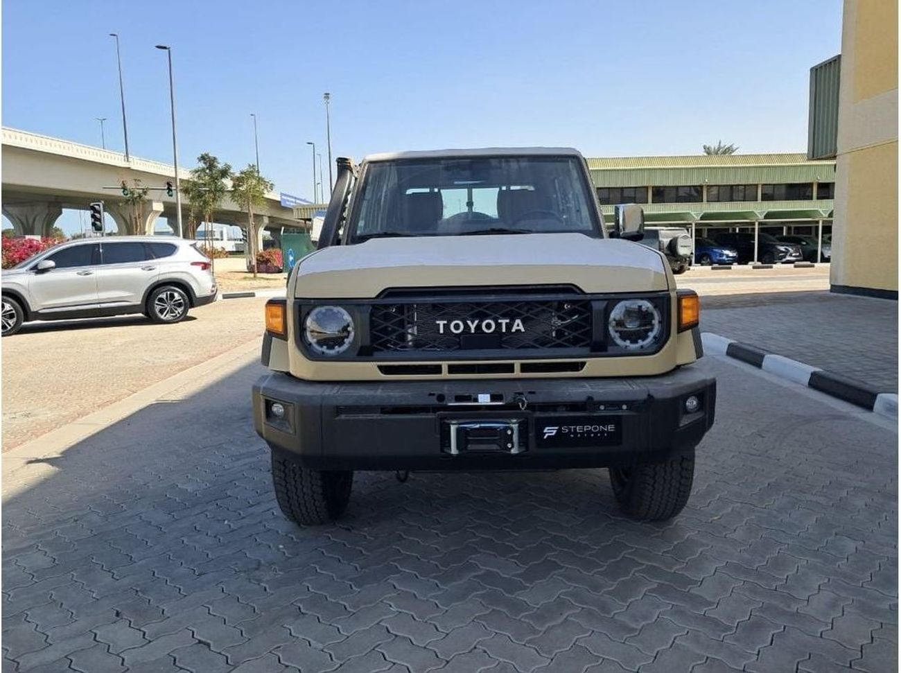 New Toyota Land Cruiser Pick Up LC79 DC 4.0L LX Z AT 2025 for sale in Dubai - 824369