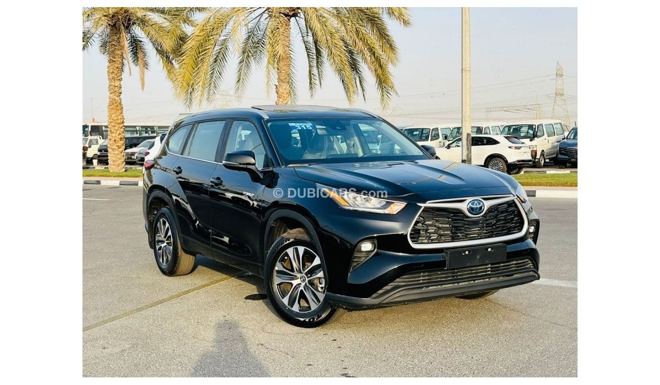 New Toyota Highlander GLE 2.5L HYBRID 2024 2024 for sale in Dubai - 644087