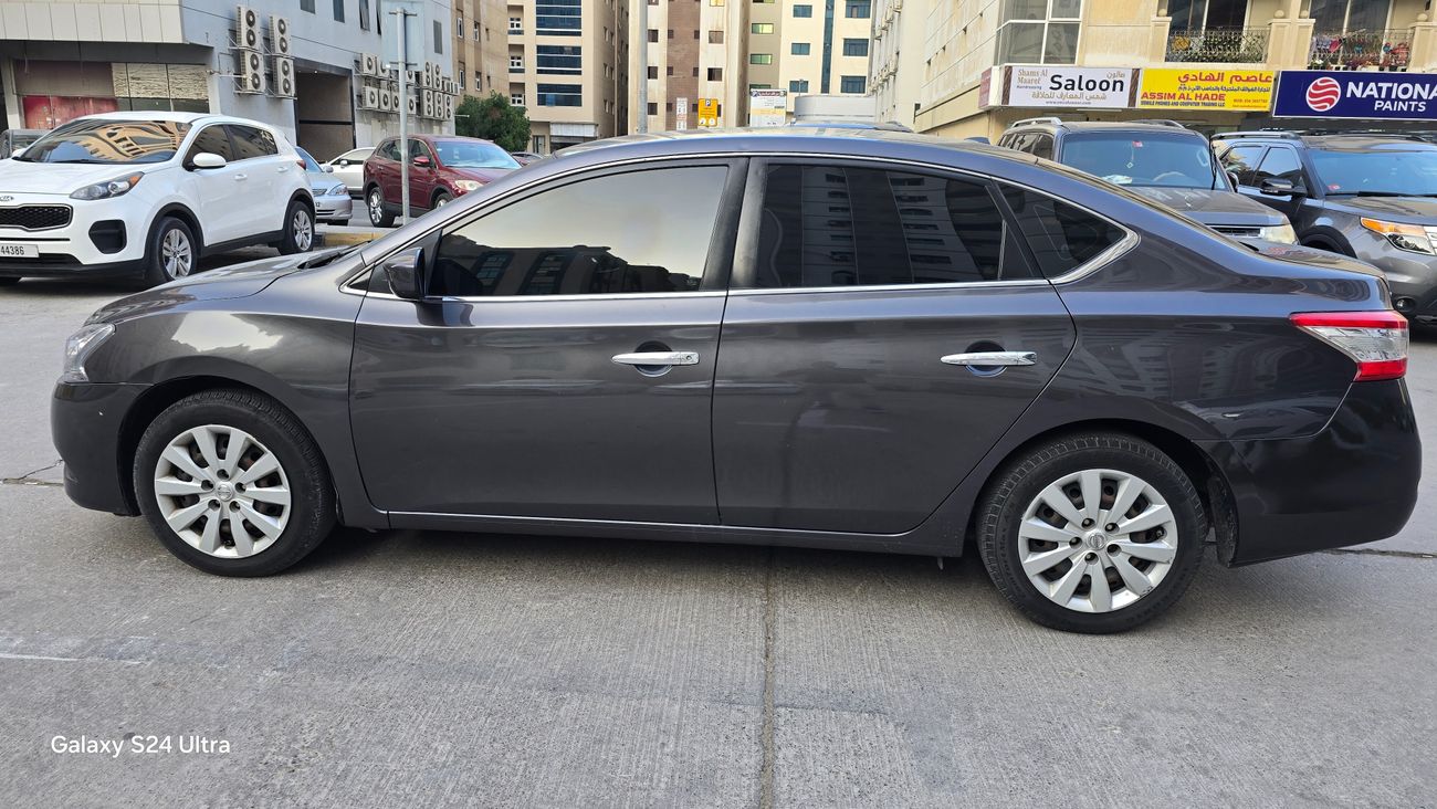 Used Nissan Sentra SV 1.8L 2015 for sale in Dubai - 816961