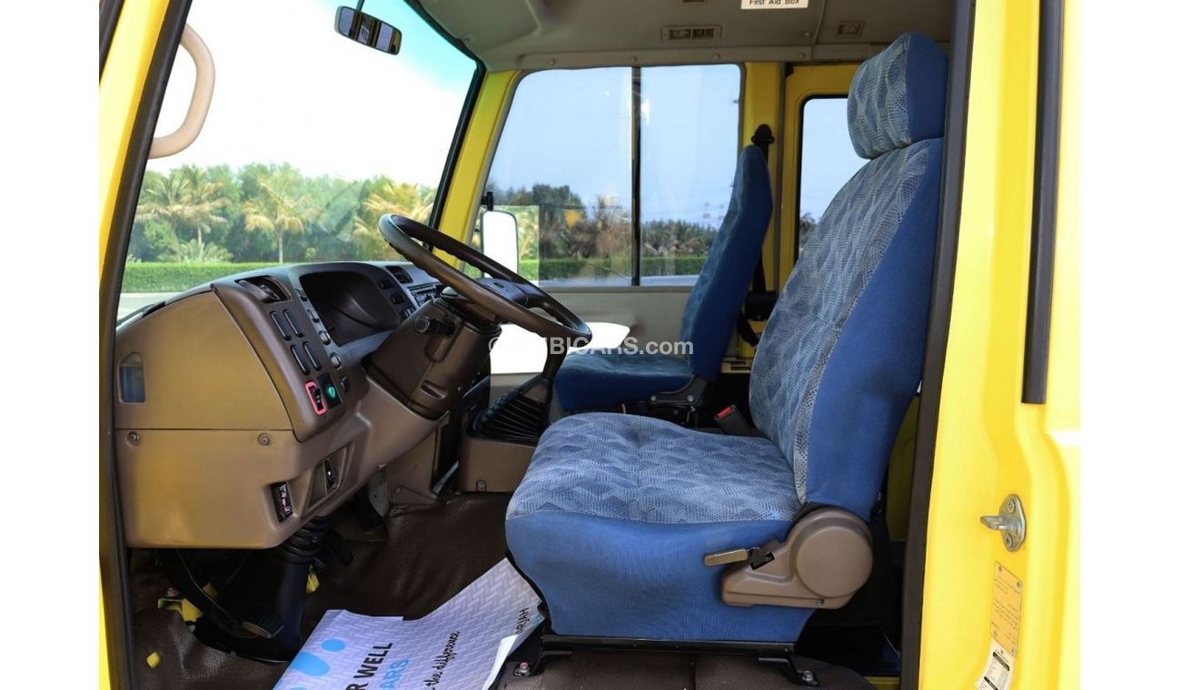 Used Mitsubishi Rosa SCHOOL BUS -DIESEL - MANUAL TRANSMISSION | GCC ...