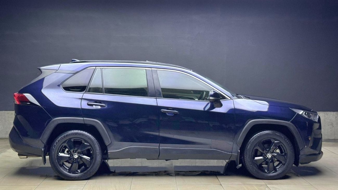 Used Toyota RAV4 E-Four full option 2022 for sale in Dubai - 782330