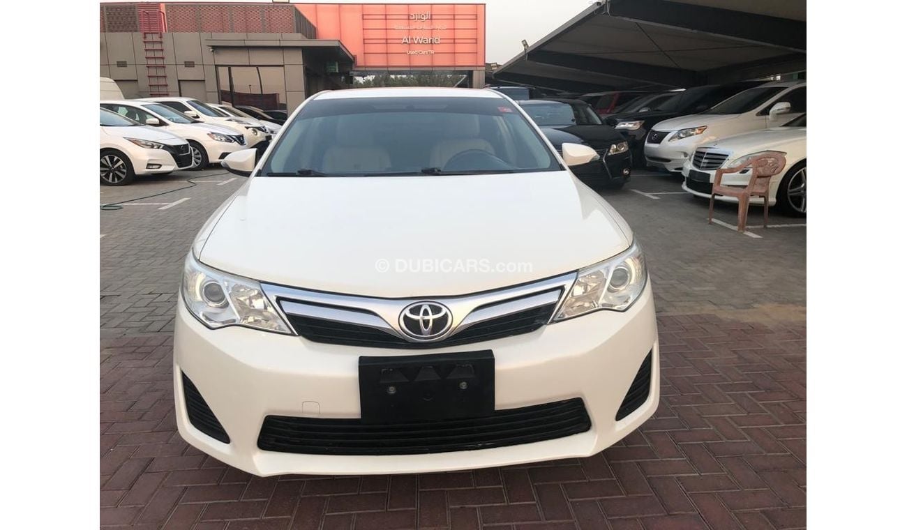Used Toyota Camry Limited 2015 for sale in Dubai - 645968