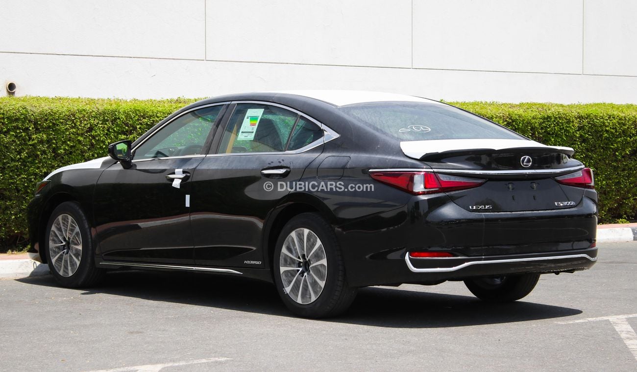 New Lexus ES 300 Hybrid 2022 for sale in Dubai - 542463