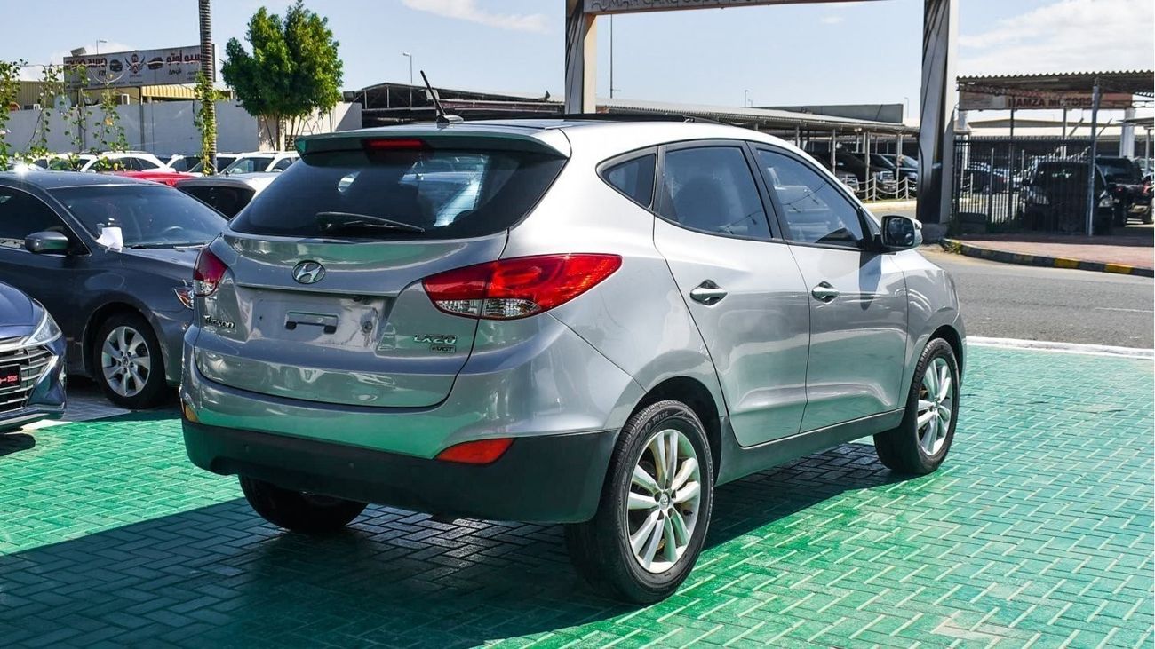 Used Hyundai Tucson LX20 eVGT 2010 for sale in Dubai - 713459