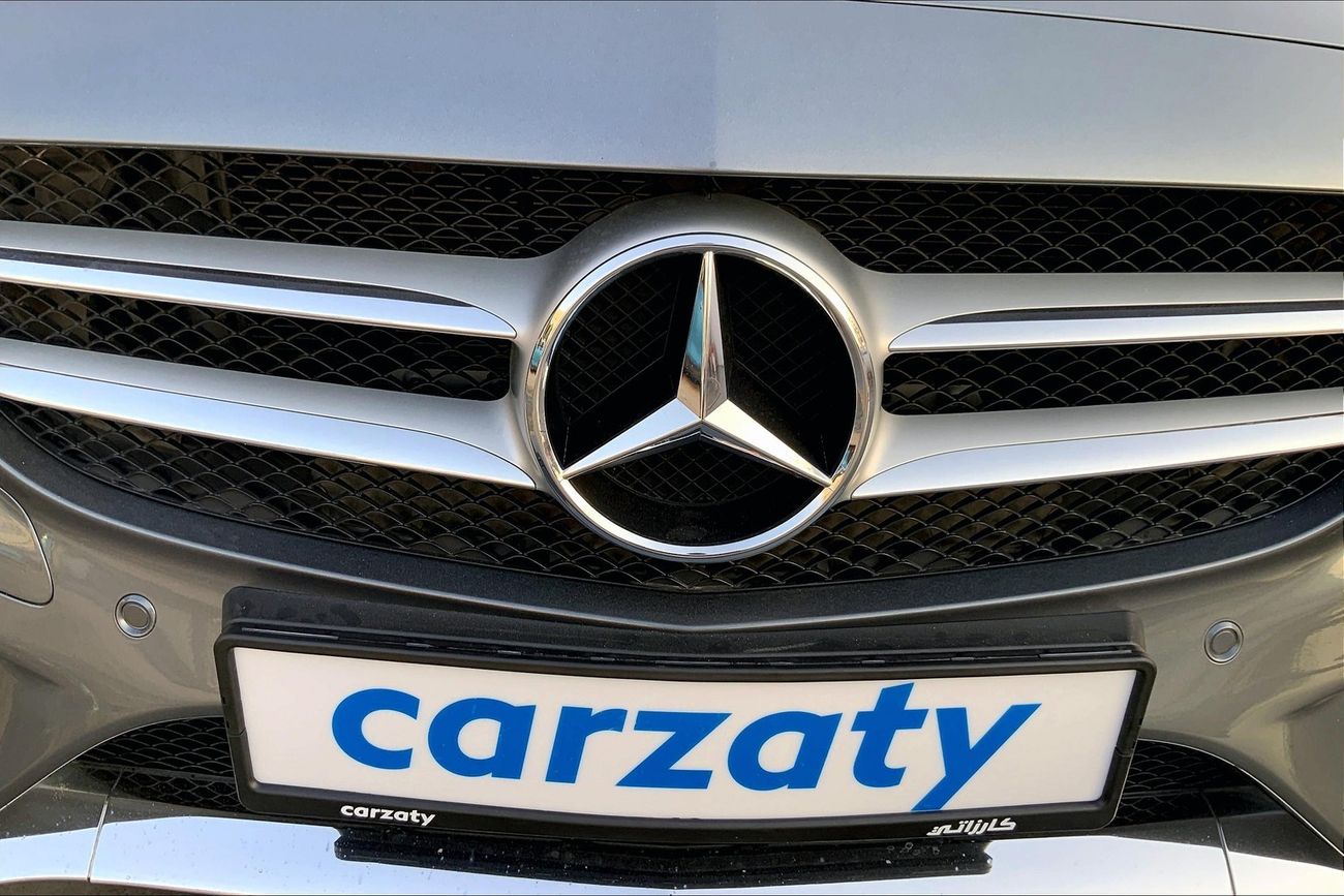 Used Mercedes-Benz C200 AMG Package 2018 for sale in Dubai - 466975