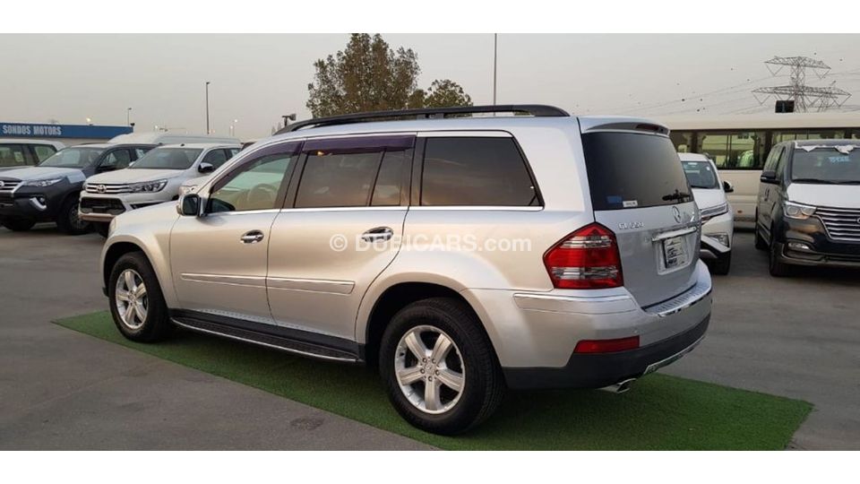 Used Mercedes-Benz GL 500 2008 for sale in Dubai - 348200
