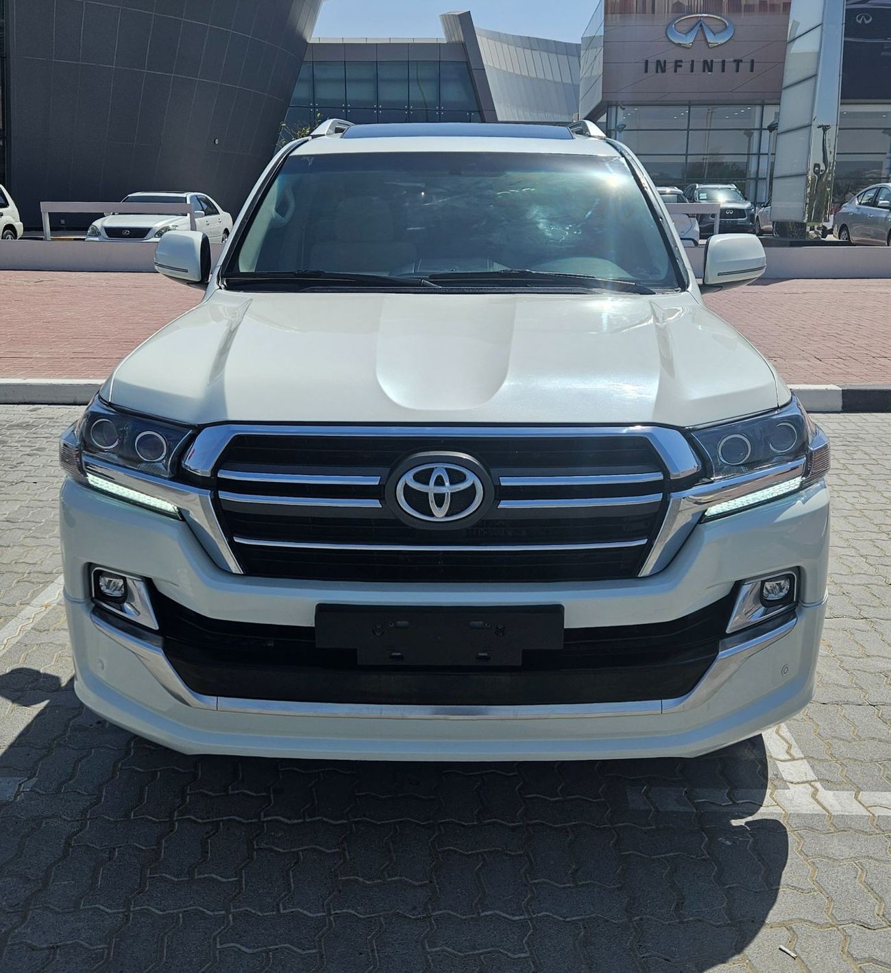 Used Toyota Land Cruiser GXR GT 2020 for sale in Dubai - 722815