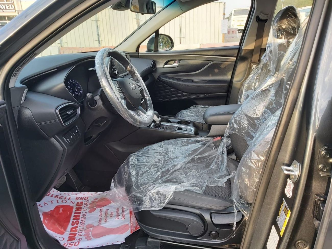 Used Hyundai Santa Fe New Shape 2020 for sale in Dubai - 484626