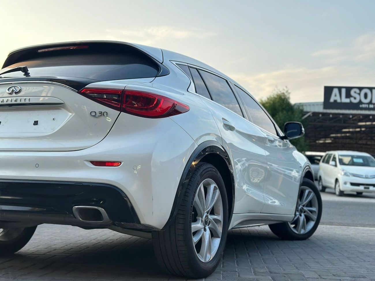 Used Infiniti Q30 2019 Korean Specs 2019 for sale in Dubai - 802941