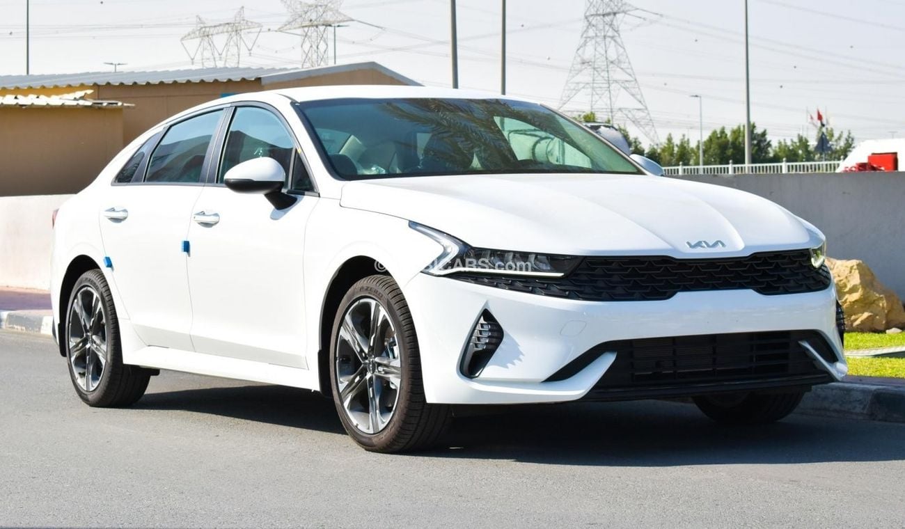 New KIA K5 - 2.0L - 2023 - WHITE 2022 for sale in Dubai - 576471