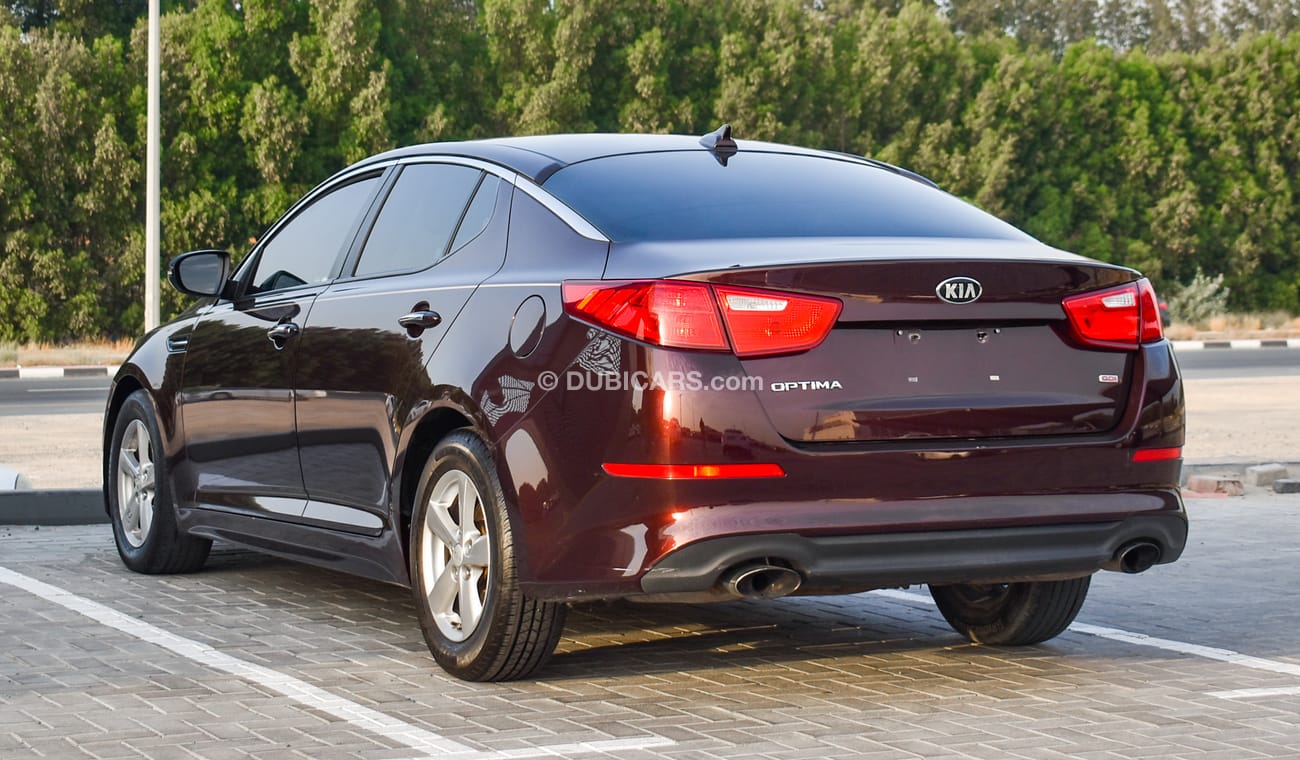 Used Kia Optima 2015 for sale in Sharjah - 632074