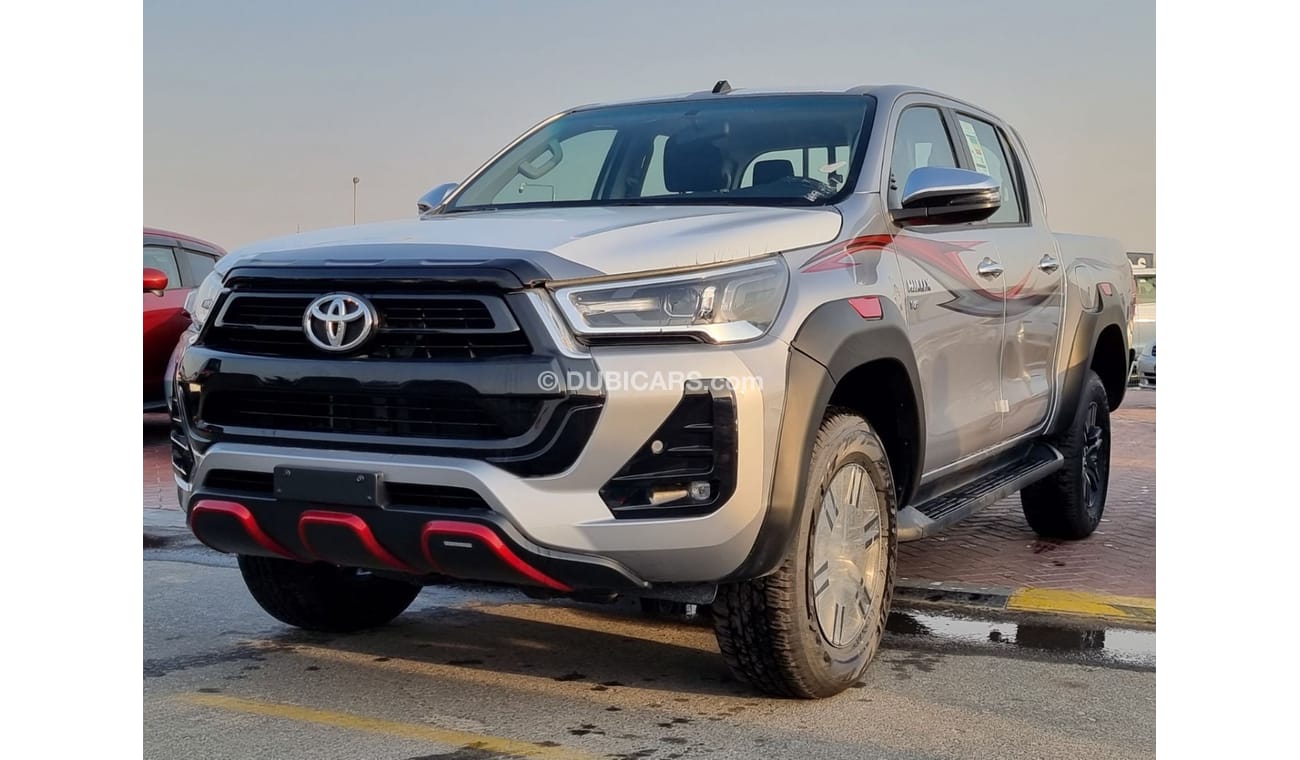 New Toyota Hilux HILUX SR5 4.0 V6 SILVER 2023 for sale in Dubai - 665572