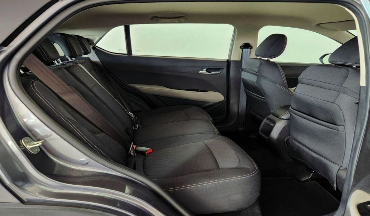 Used Chevrolet Groove LT 1.5L Just 5000 km driven - under warranty - small family car - bank ...