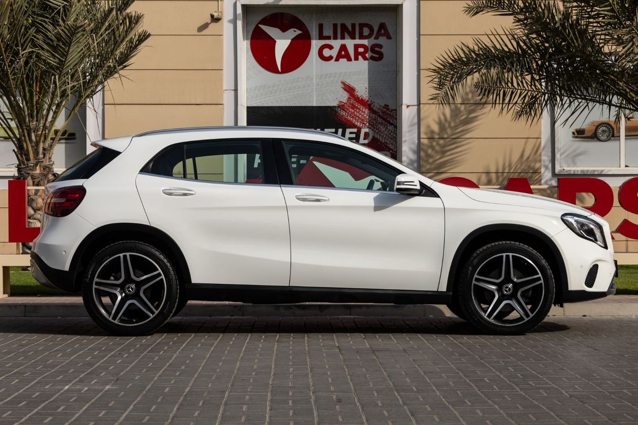 Used Mercedes-Benz GLA 250 Std 2.0L (211 HP) 2018 for sale in Dubai ...