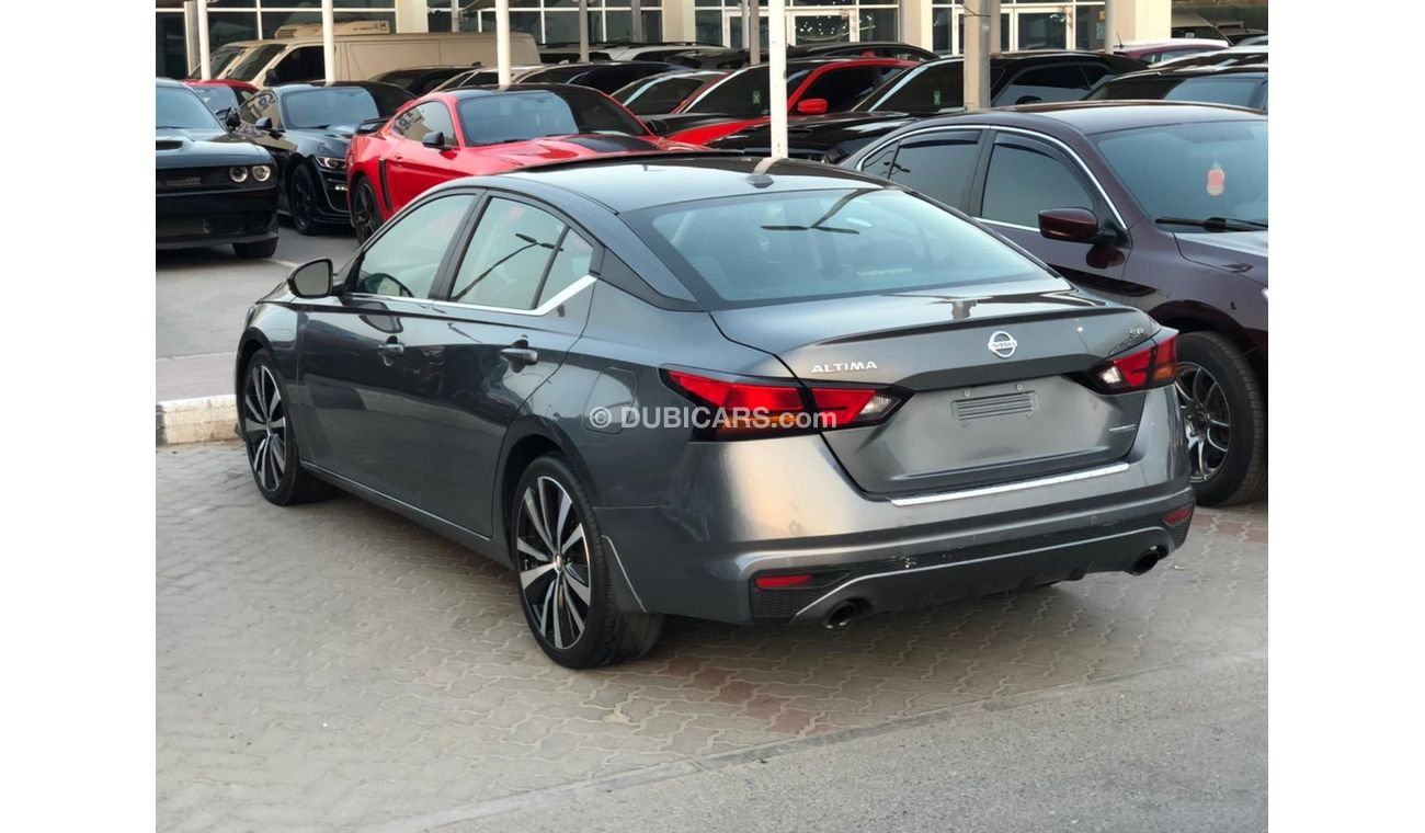 Used Nissan Altima SL Turbo 2020 for sale in Sharjah - 558774