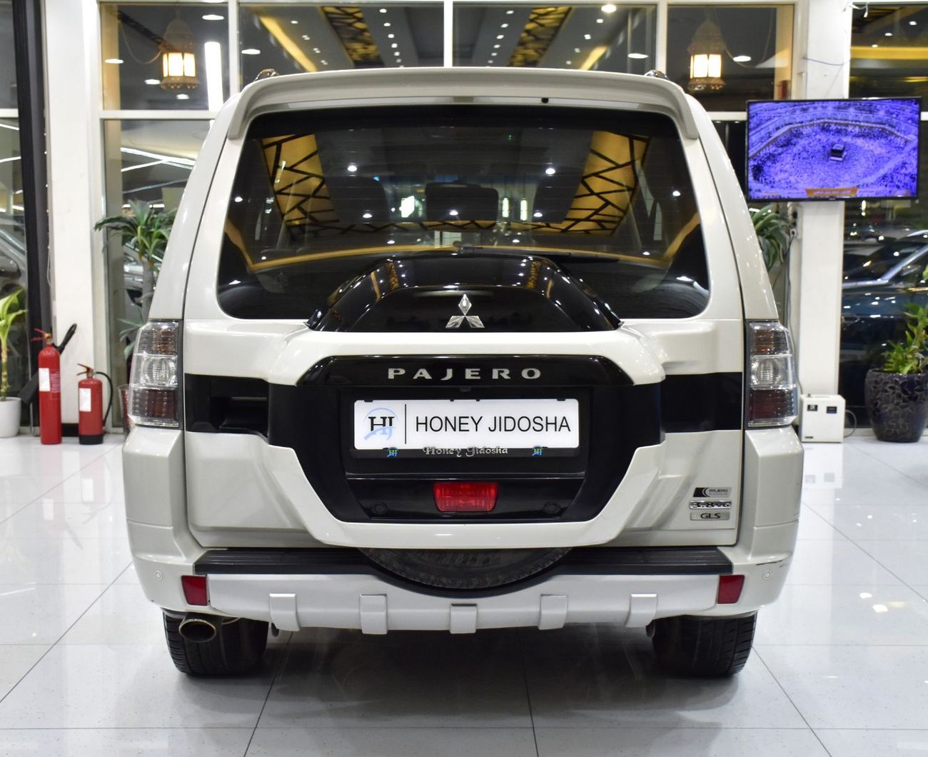Used EXCELLENT DEAL for our Mitsubishi Pajero GLS 3.8L ( 2016 Model ...