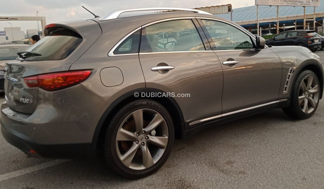 مستعملة إنفينيتي FX50 Infiniti FX50 S V8 5.0L Full Option Model 2009 ...