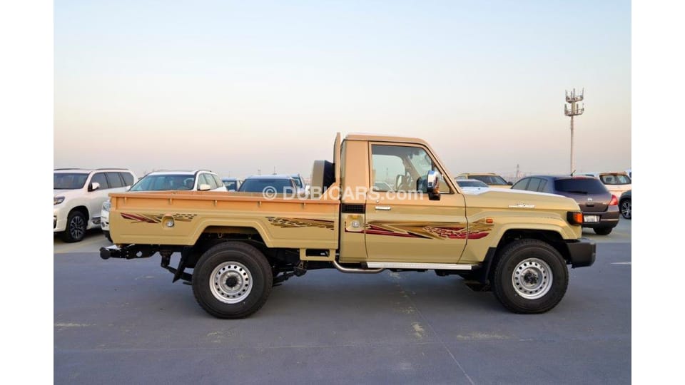 New Toyota Land Cruiser Pick Up 79 Single Cab DX 2.8L Diesel 4WD ...