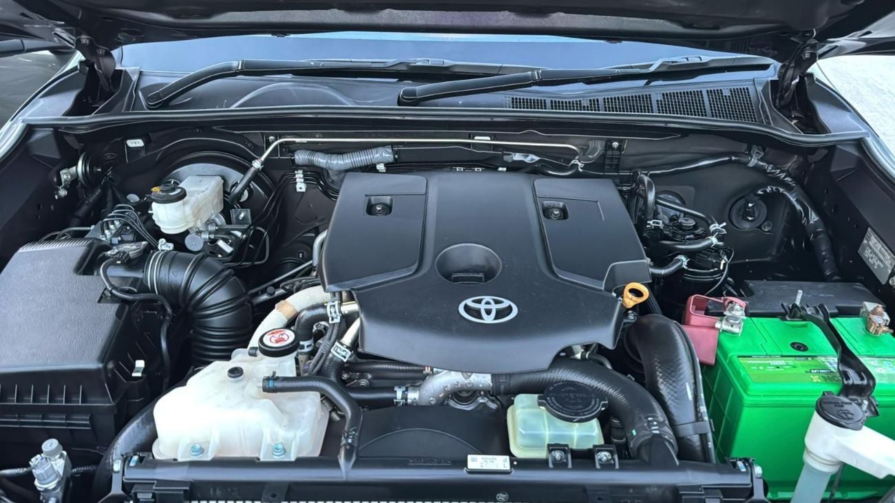 Used Toyota Hilux DOUBLE CABIN | 2.8L DIESIEL ENGINE | RHD | 2018 ...