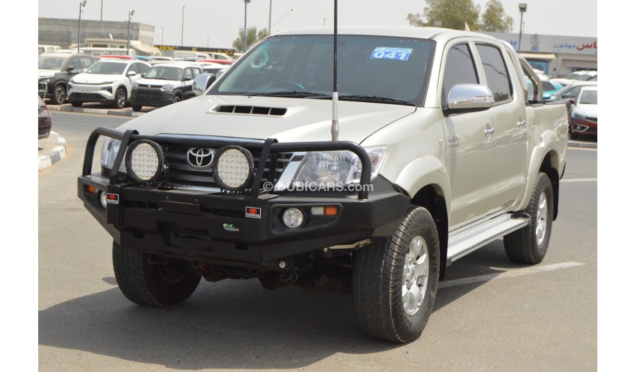 Used Toyota Hilux Full option clean car SR5 2012 for sale in Dubai - 539414