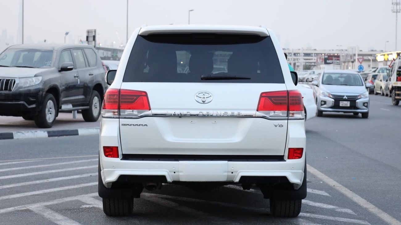 Used Toyota Land Cruiser Sahara 2020 RHD Diesel V8 Full Option Top Of ...