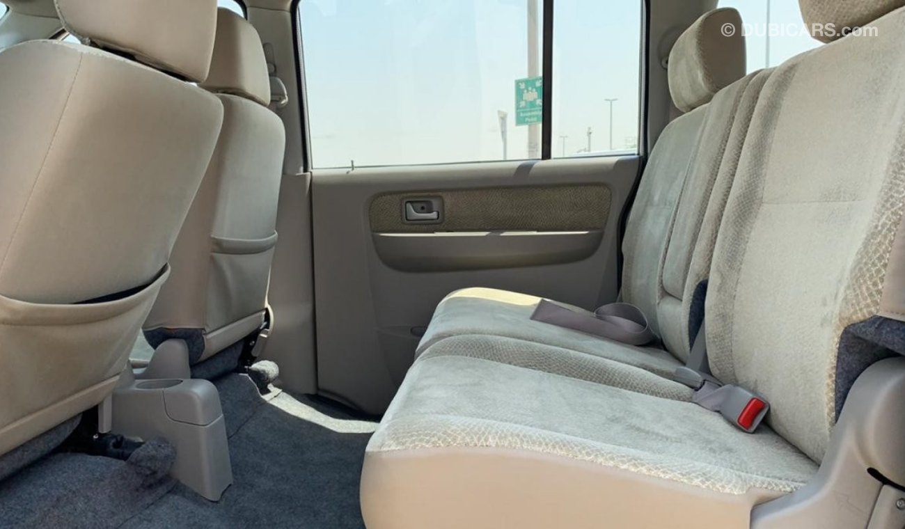 Used Suzuki APV 2016 8 seats Ref# 461 2016 for sale in Sharjah - 449840