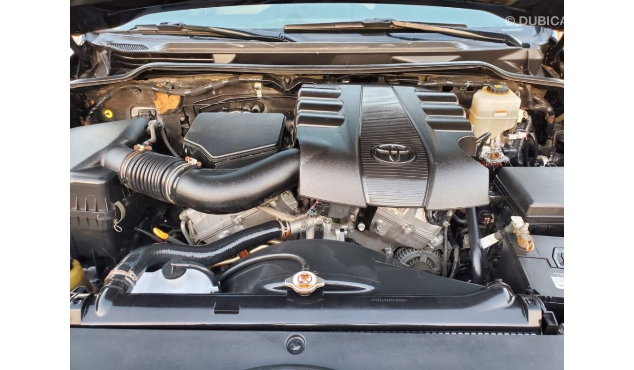 Used Toyota Land Cruiser GXR Toyota Landcruiser LHD V6 petrol engine ...