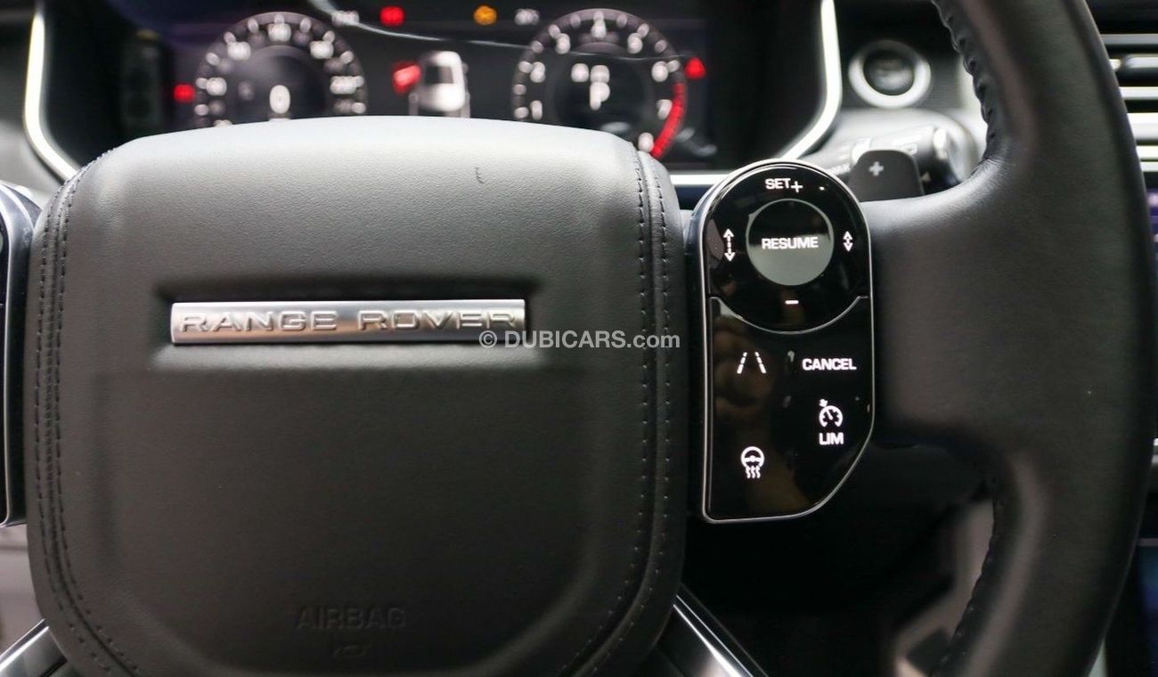 Used Land Rover Range Rover 2019 for sale in Dubai - 561754