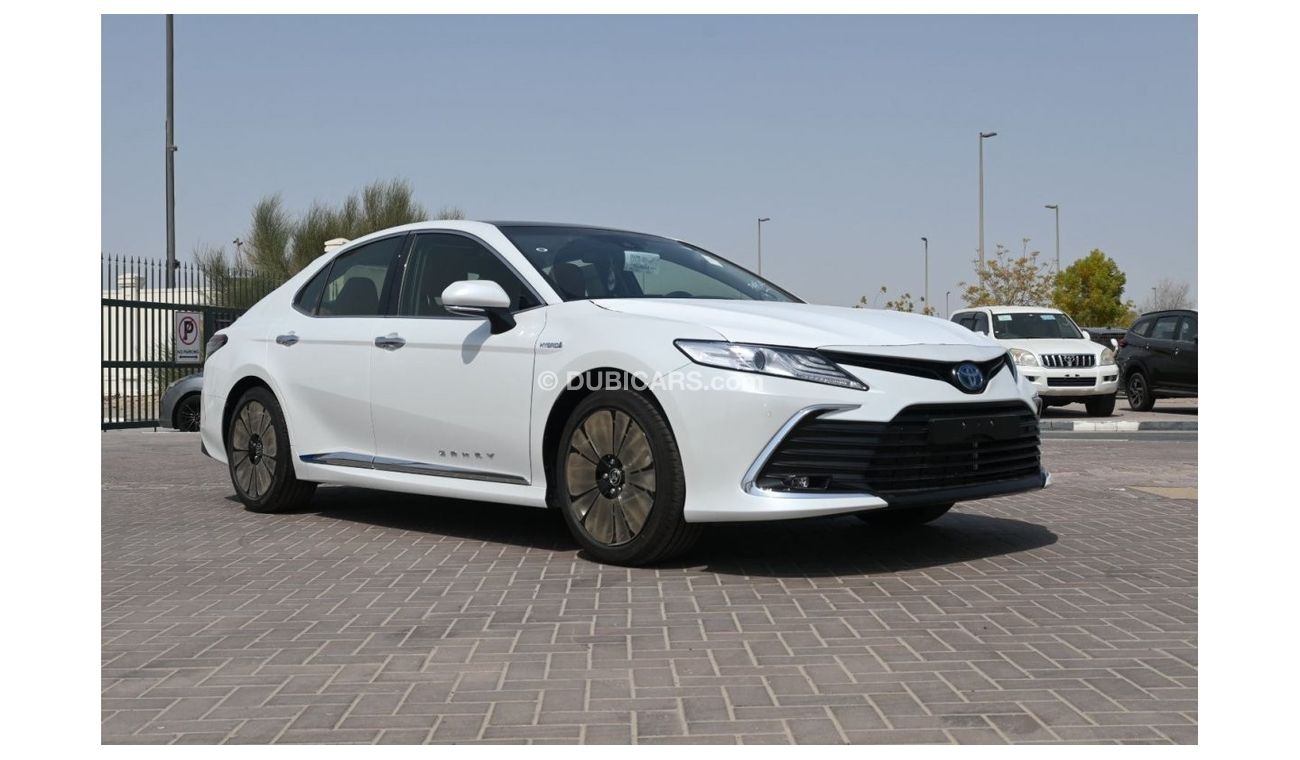New Toyota Camry CAMRY GRAND HYBRID 2.5L 2023 2023 for sale in Dubai - 664100