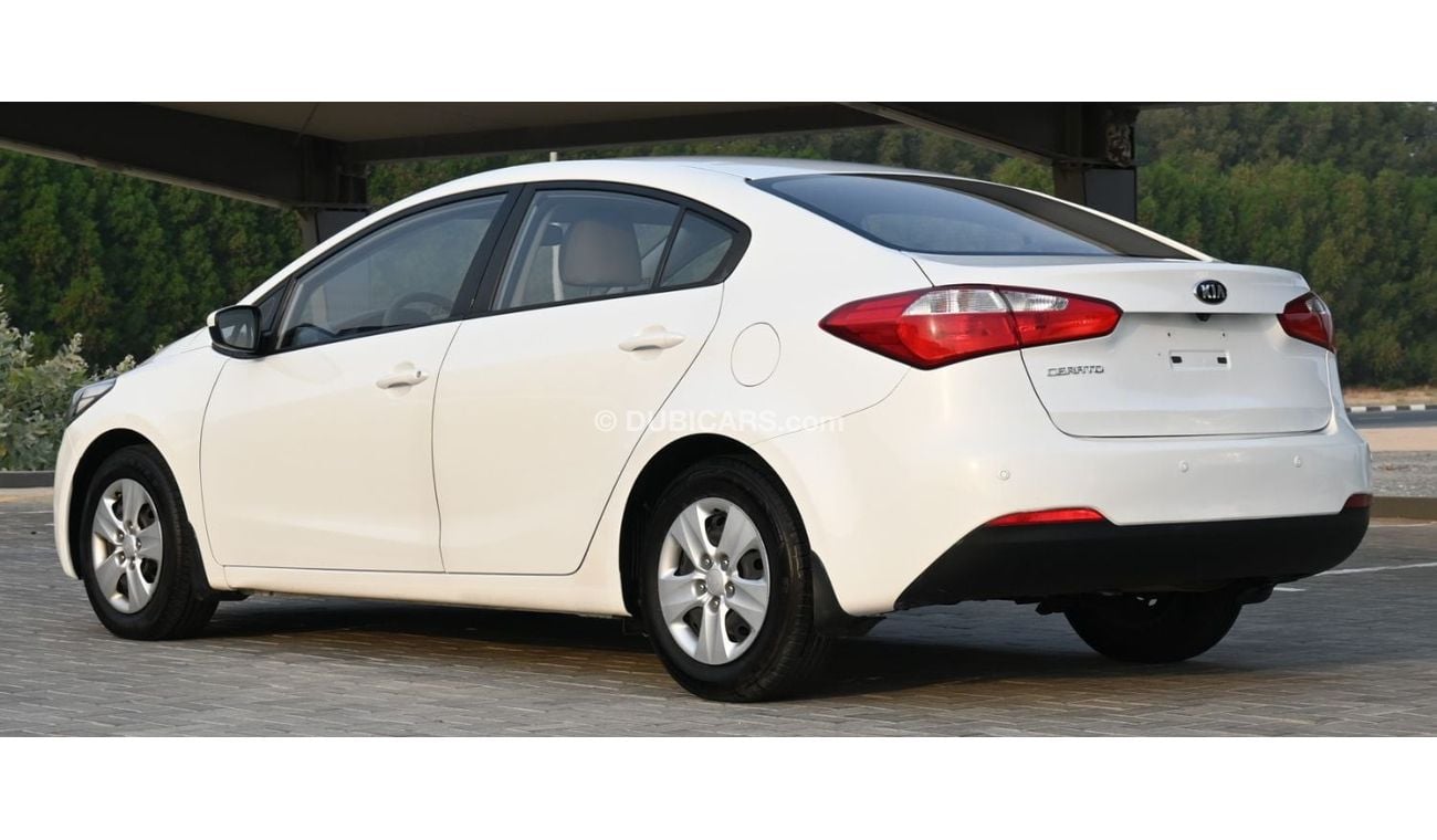 Used Kia Cerato GCC EXCELLENT CONDITION WITHOUT ACCIDENT 2015 2015 for sale in Sharjah - 650351