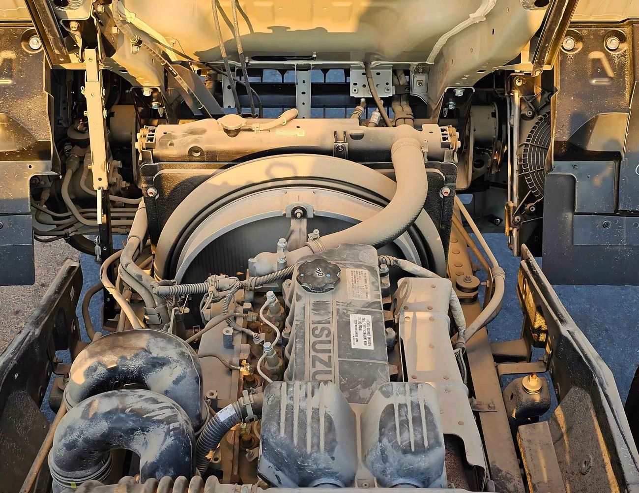 New Isuzu FSR 8.2L DIESEL / M/T / 3 STR / 2024 MY (CODE # FSR) 2024 for sale in Dubai - 806361