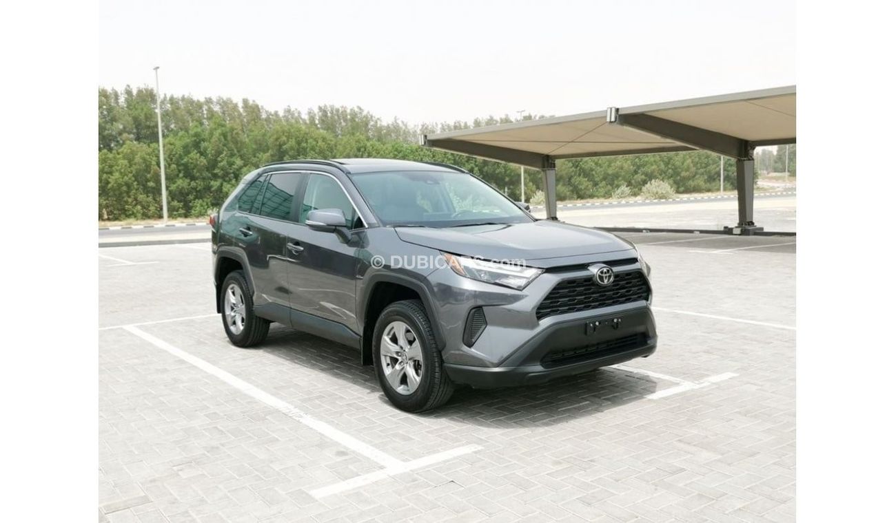 Used Toyota RAV4 XLE - 2022- Grey 2022 for sale in Sharjah - 637042