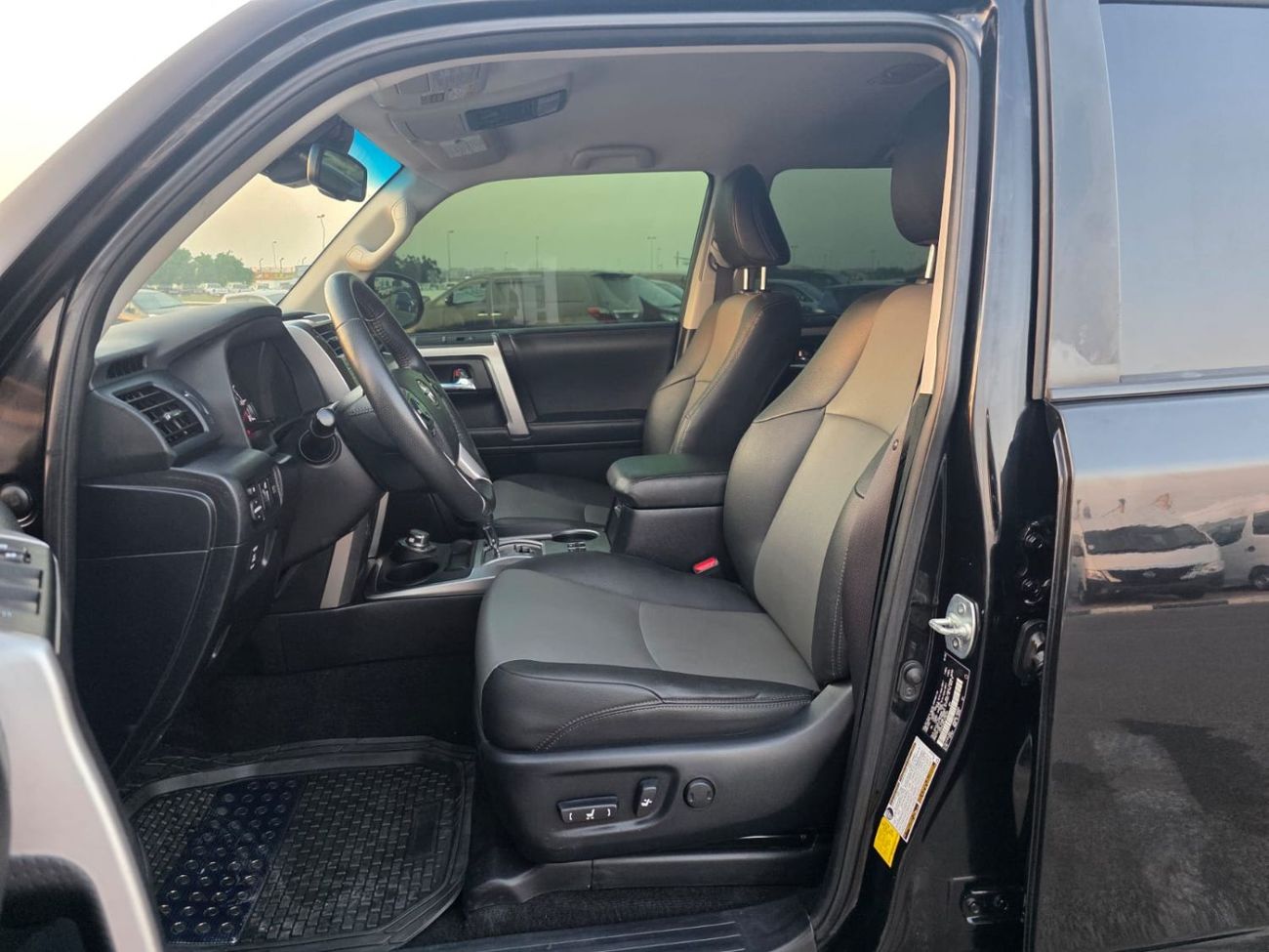 Used Toyota 4Runner 2020 Model 4x4 , Push button and original leather ...