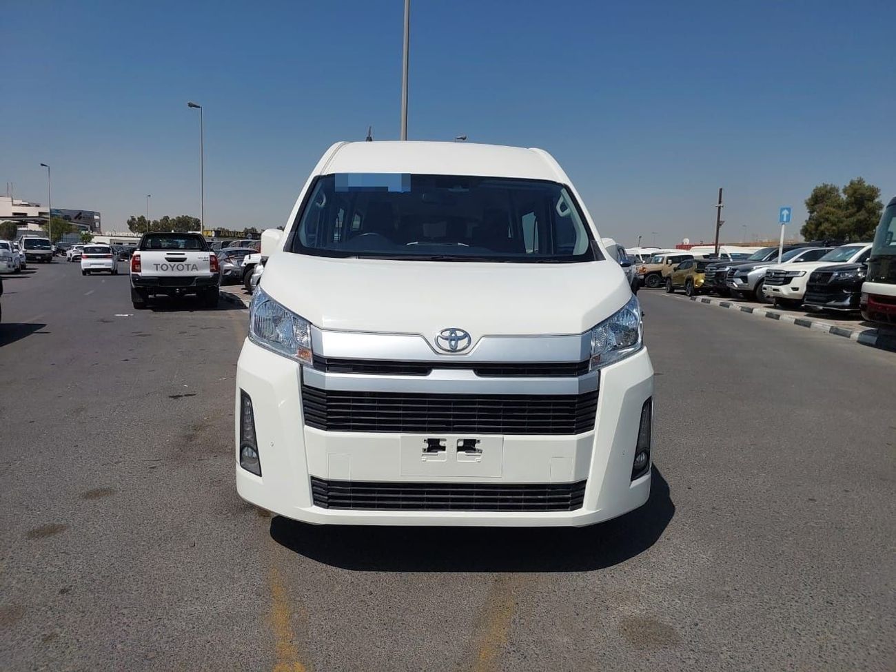 Used TOYOTA HIACE COMMUTER VAN RHD 2021 MODEL 2.8L DIESEL AUTOMATIC ...