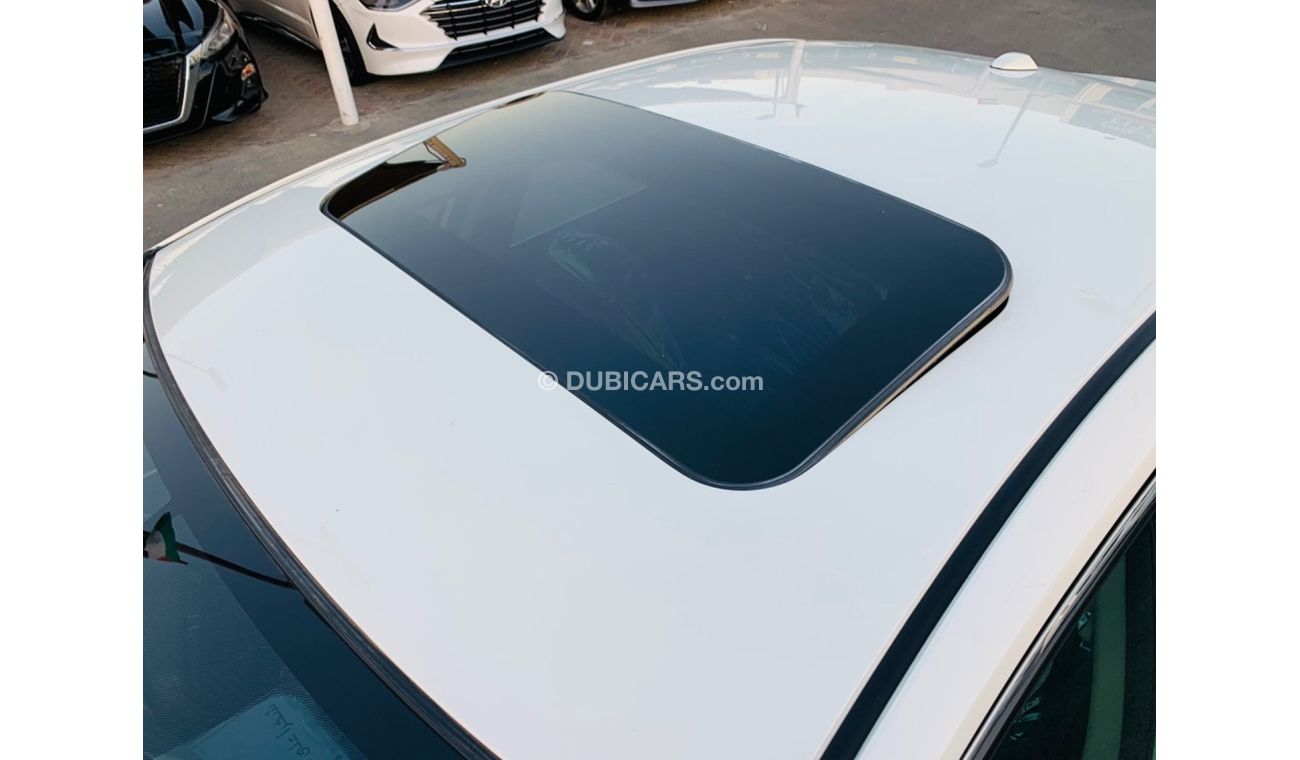 Used Nissan Altima SV 2016 for sale in Sharjah - 564698