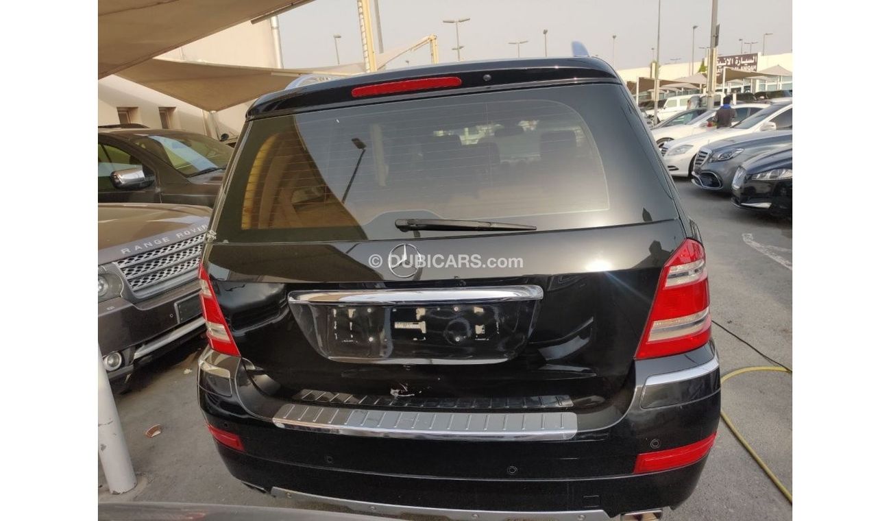 Used Mercedes-Benz GL 500 2008 for sale in Sharjah - 532462