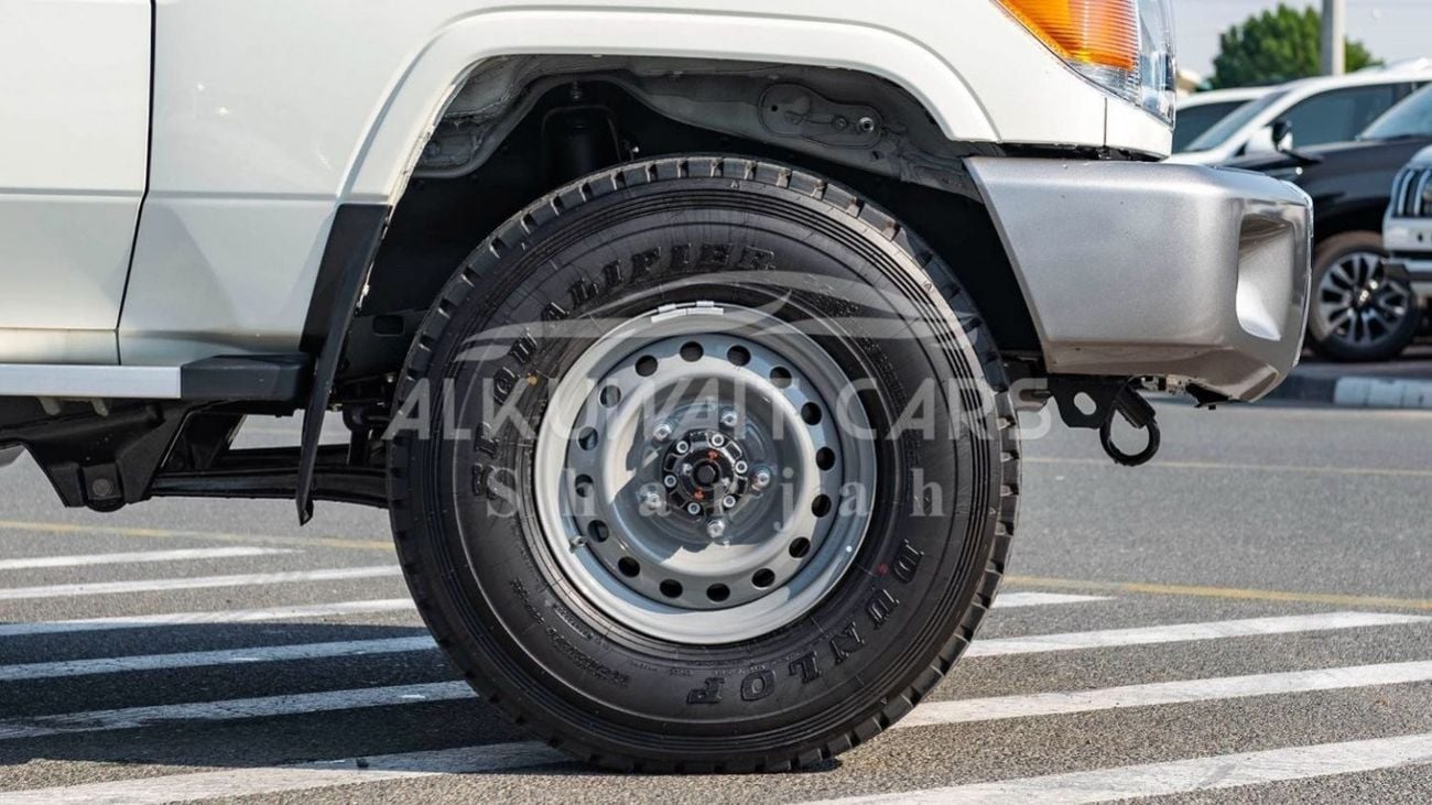 New Toyota Land Cruiser 70 Land Cruiser Hard Top LC76 4.5D MT MY2024 ...