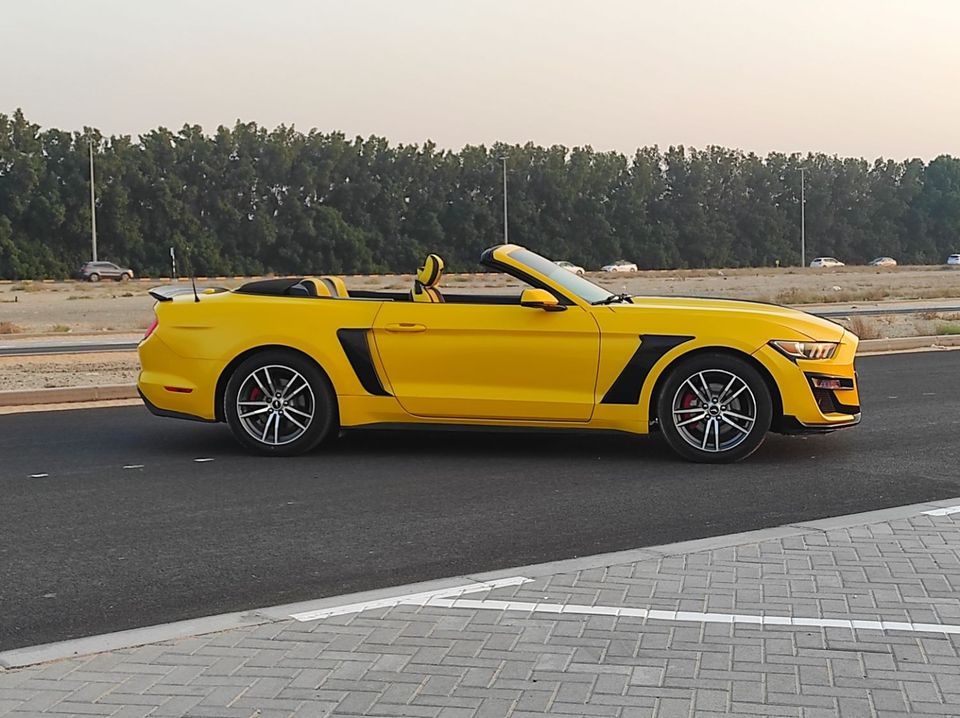 Used Ford Mustang 2015 convertible V4 full opstions 2015 for sale in ...