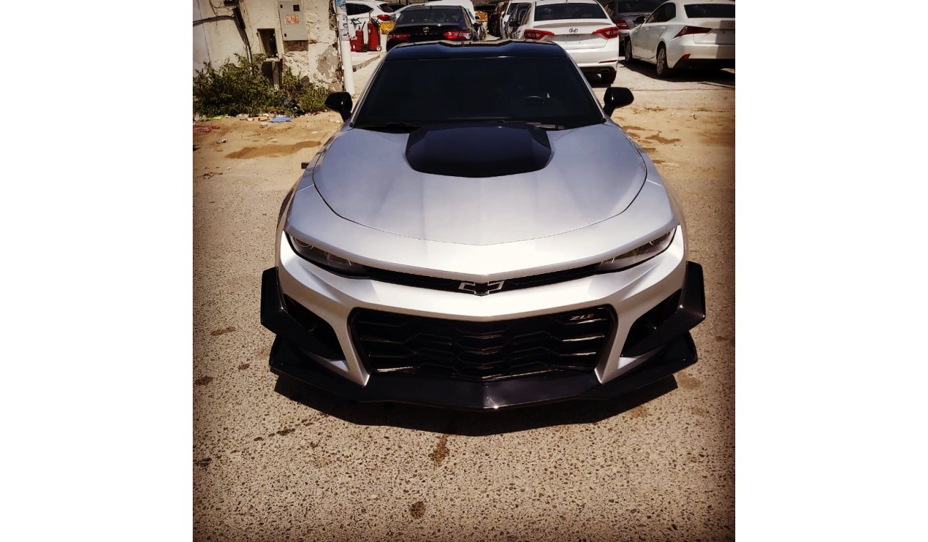 Used Chevrolet Camaro V4 2.0 2016 for sale in Dubai - 333038