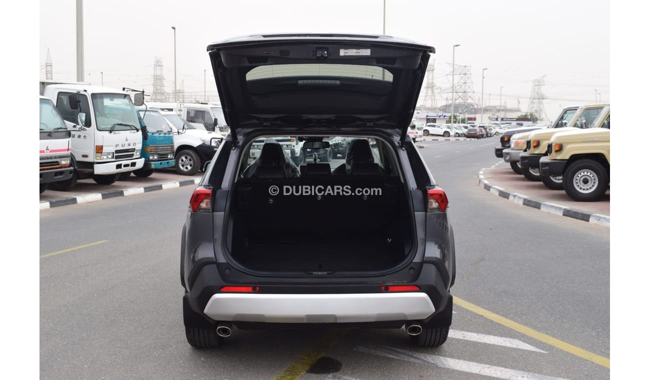 Used Toyota RAV4 2021 for sale in Dubai - 730777