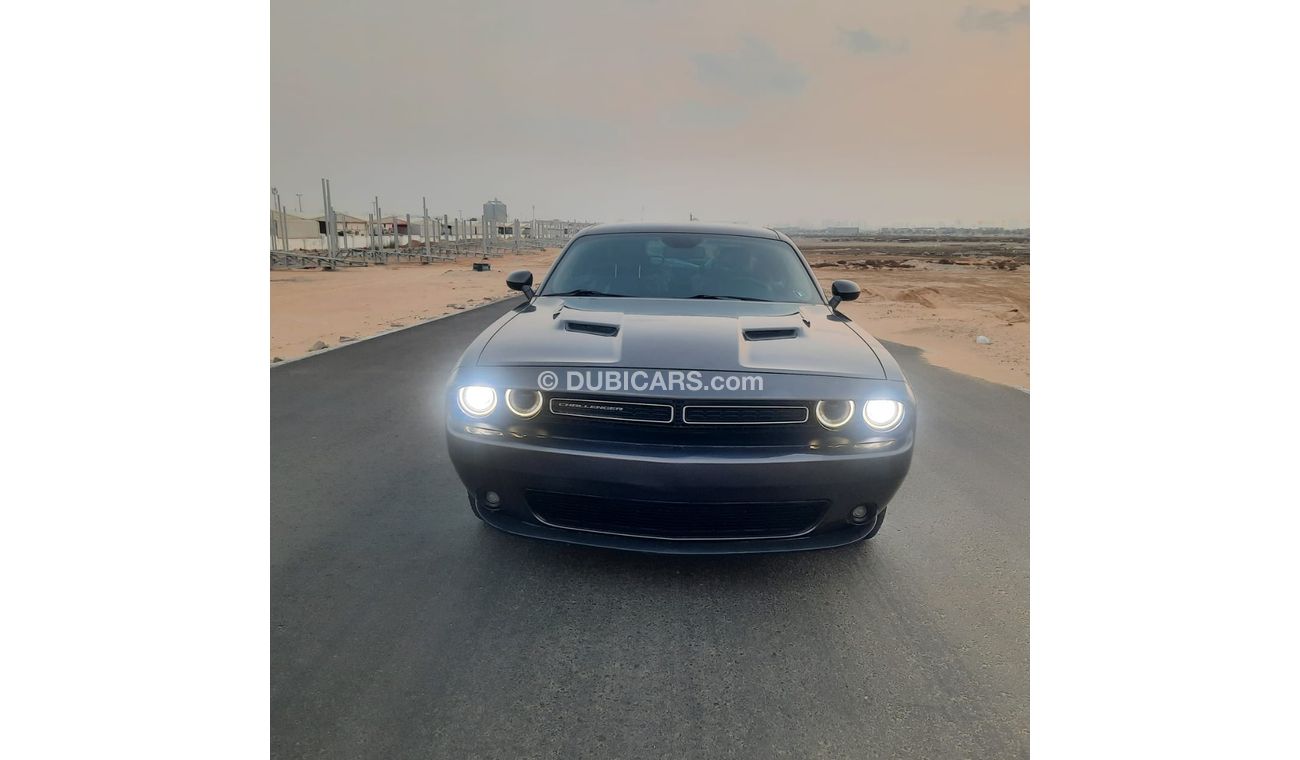 Used SXT Plus 2020 DODGE CHALLENGER SXT 2020 for sale in Dubai - 675443