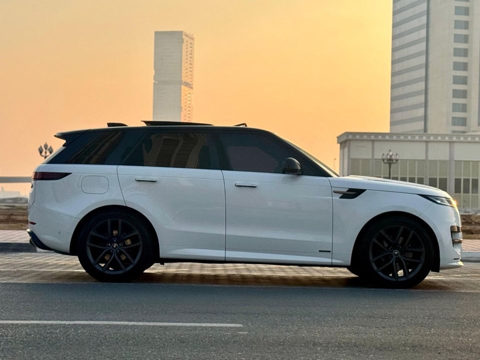 مستعملة لاند روفر رينج روفر سبورت Rang rover sport RHD 2023 autobiography 2023 للبيع في الشارقة ...