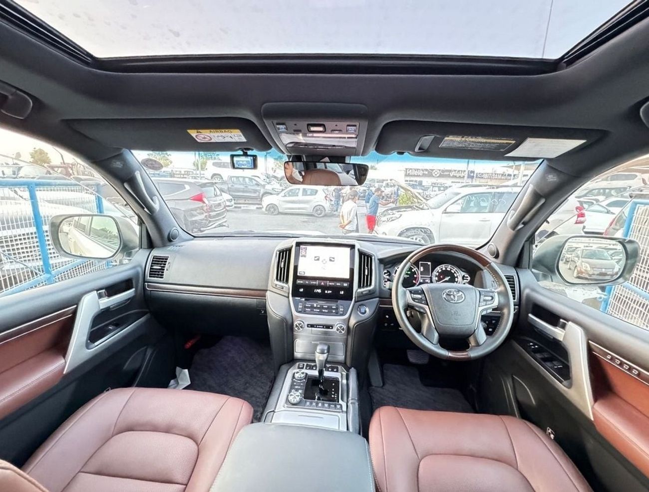 Used TOYOTA LAND CRUISER LC200 2017 ZX RHD PETROL 2017 for sale in ...